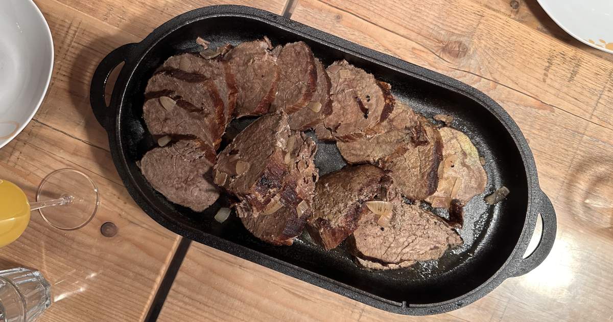 Sauerbraten Sous Vide aus dem Dutch Oven mit Spaghetti | Sense's BBQ